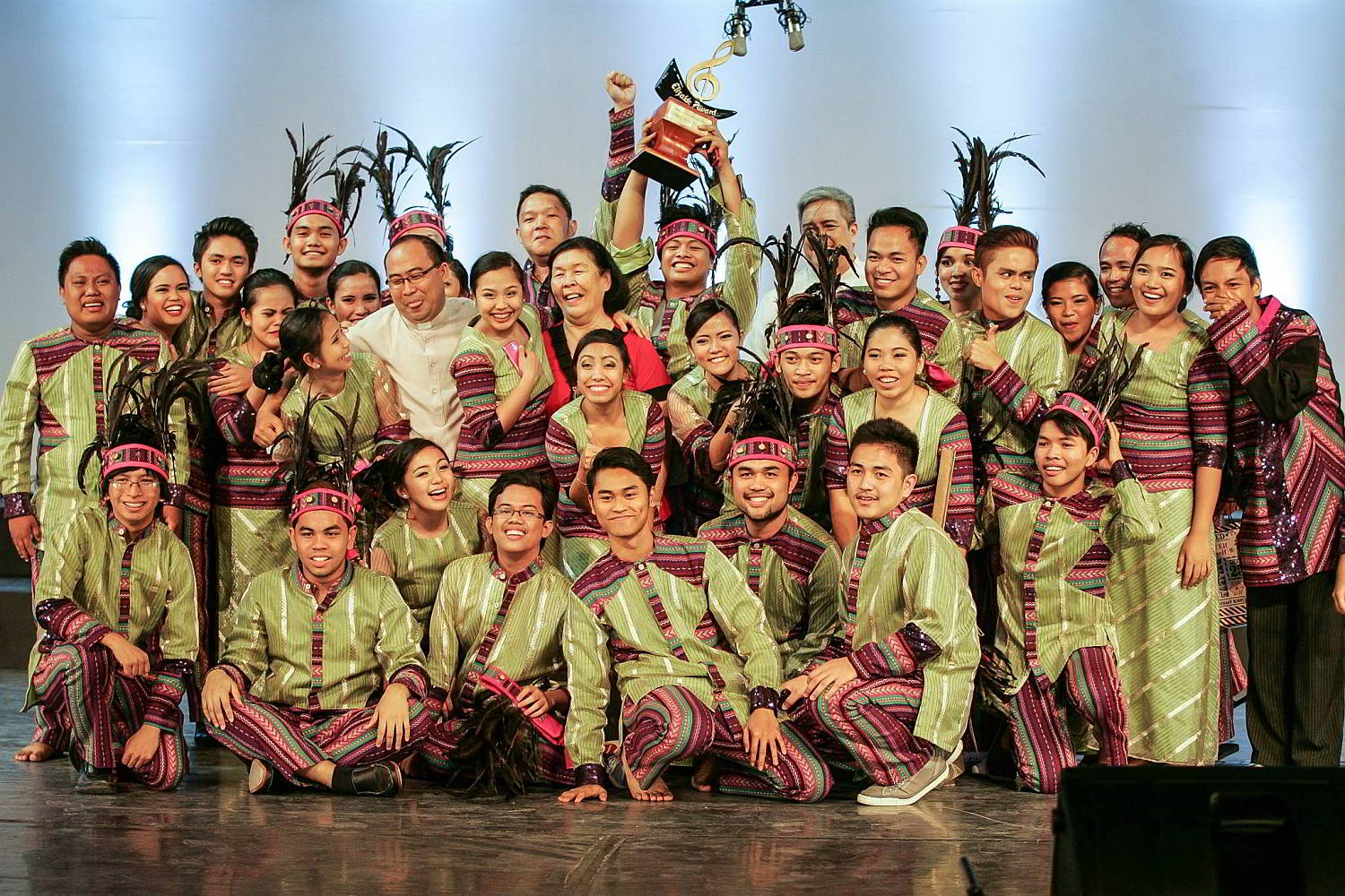 Cebu-based group wins int'l choral competition | Cebu Daily News