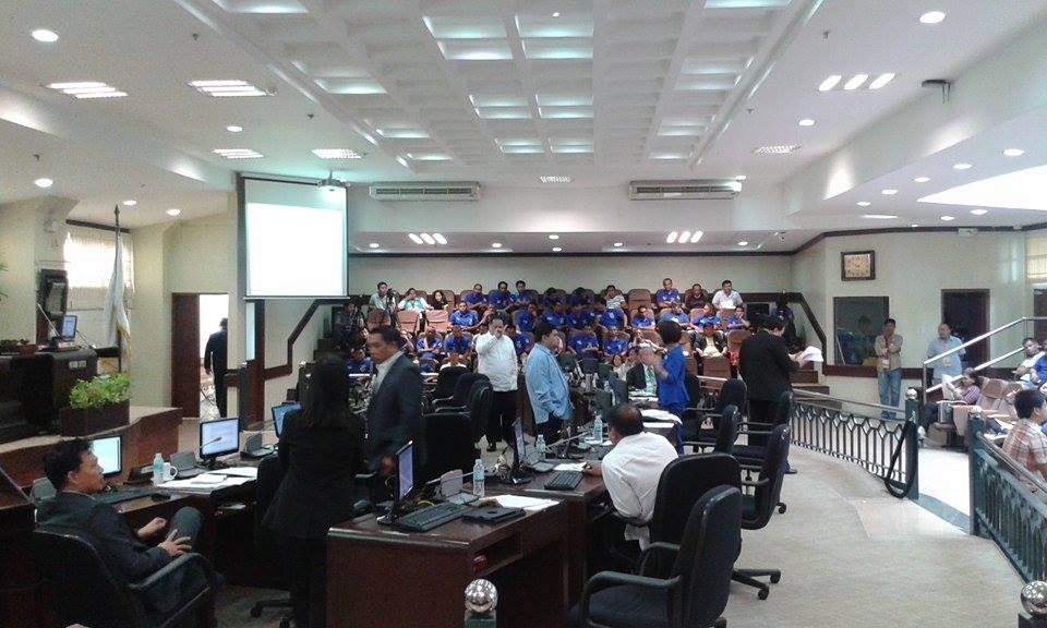 Transport strike fizzles as buses, passenger jeepneys ply routes | Cebu ...
