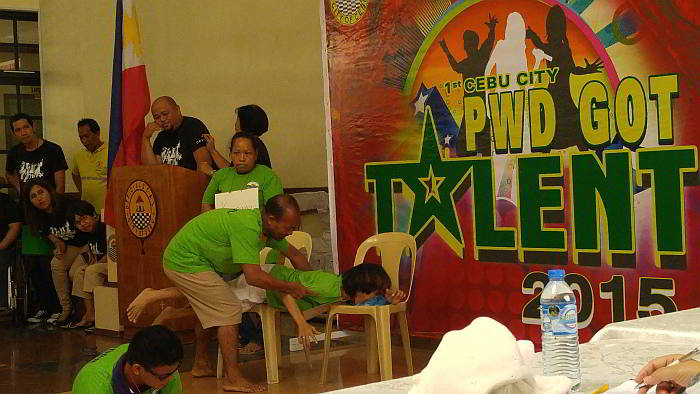 Cebu City PWDs hold talent show | Cebu Daily News