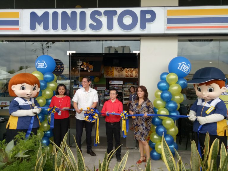 Ministop opens in Parkmall | Cebu Daily News