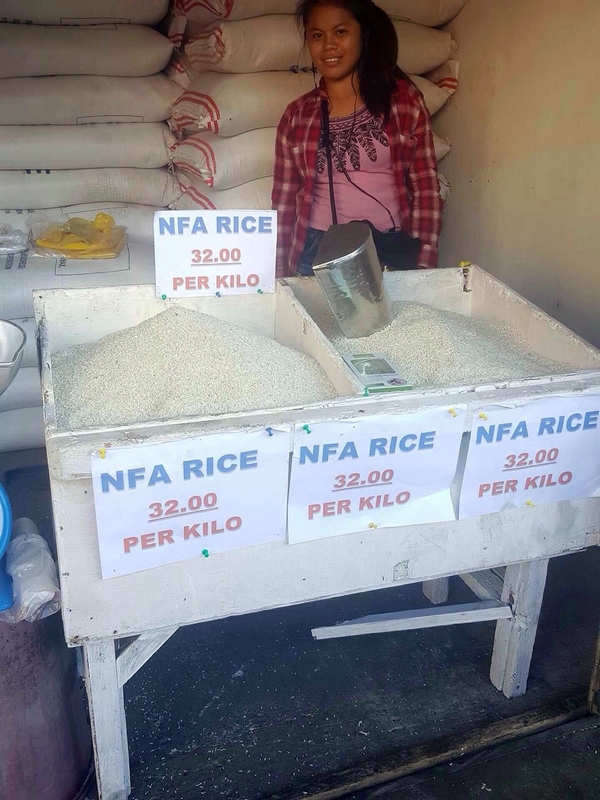 Retailers complain about poor quality of NFA rice | Cebu Daily News