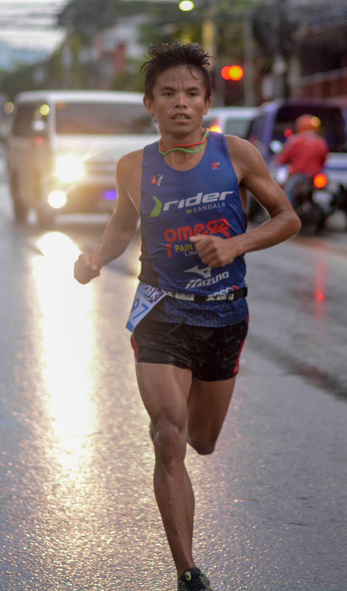 RISING RUNNER | Cebu Daily News