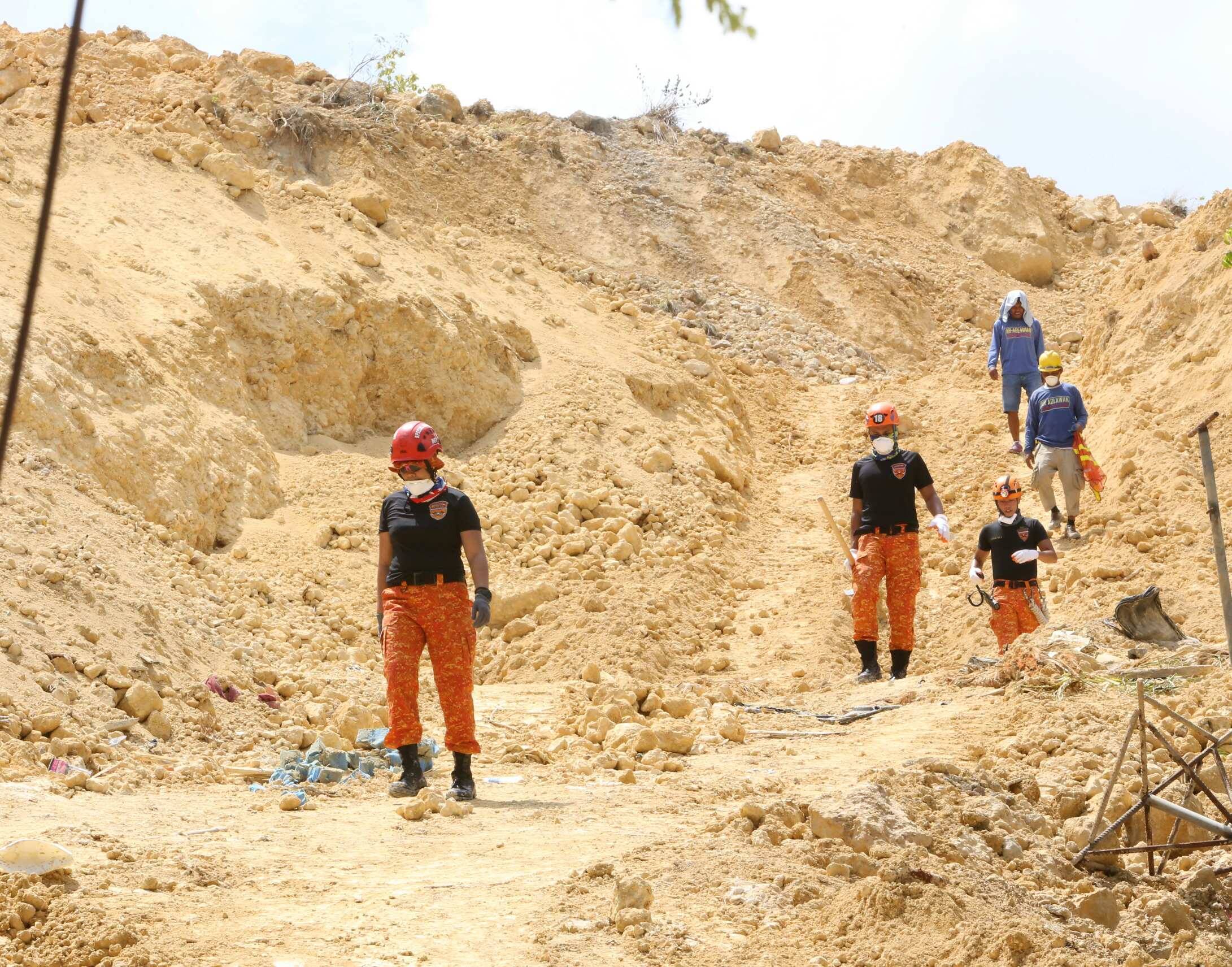 NAGA LANDSLIDE: Rescuers to shift to retrieval operations | Cebu Daily News