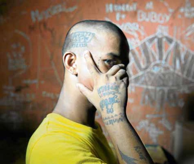 War on drugs leaves many Filipinos conflicted | Cebu Daily News