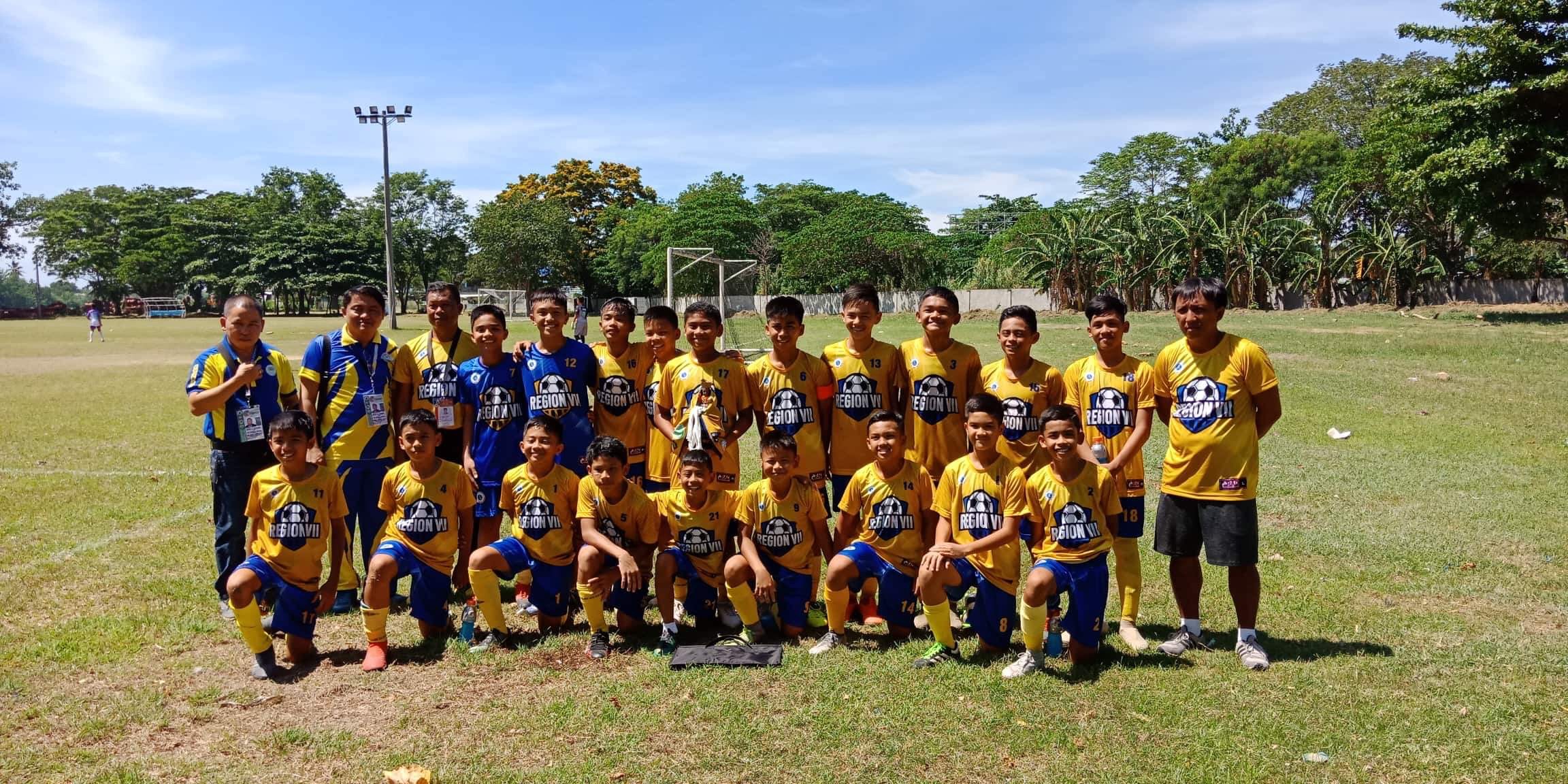 CV football teams vie for Palaro golds | Cebu Daily News