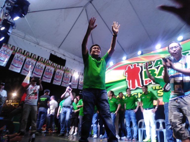 Police: 25K supporters attend Barug's miting de avance | Cebu Daily News