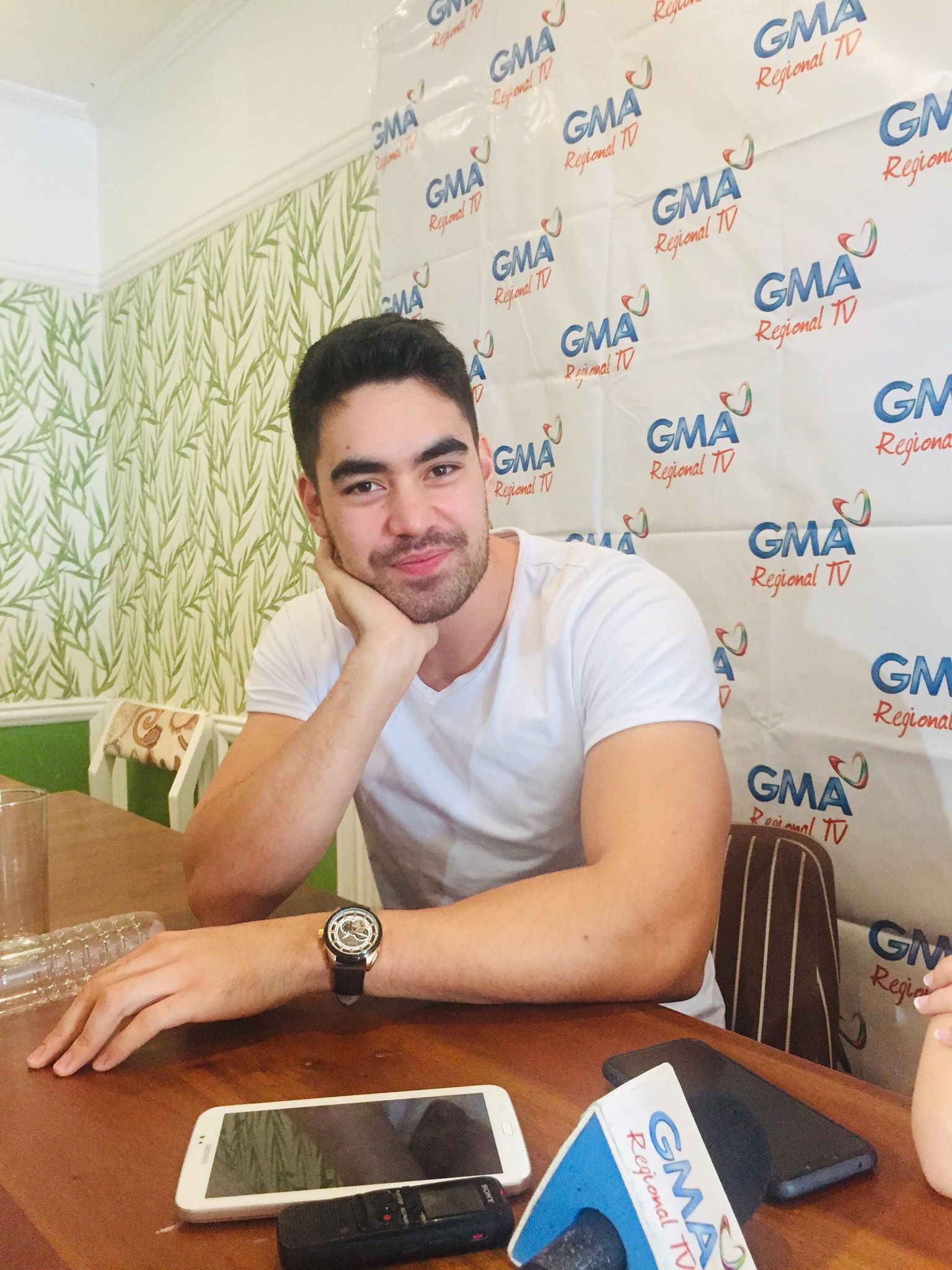 Clint Bondad says he’s single | Cebu Daily News