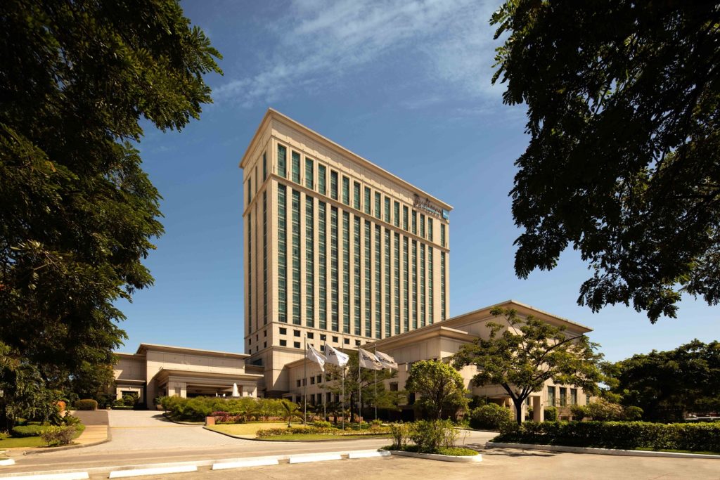 Radisson Blu Cebu Wins Online Awards | Cebu Daily News