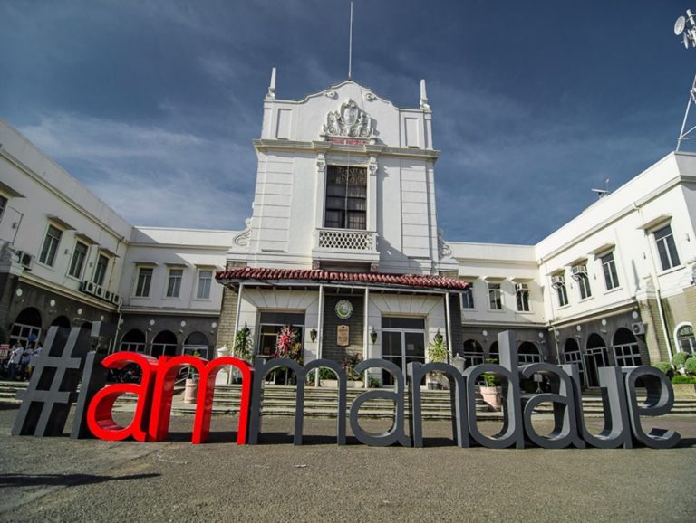 Mandaue City employees to receive P25,000 bonus on 50th Charter Day ...