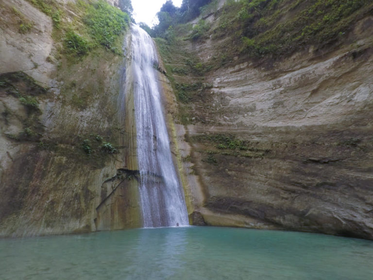 Visit the calm beauty of one of Samboan's waterfall gems: Dao Falls ...
