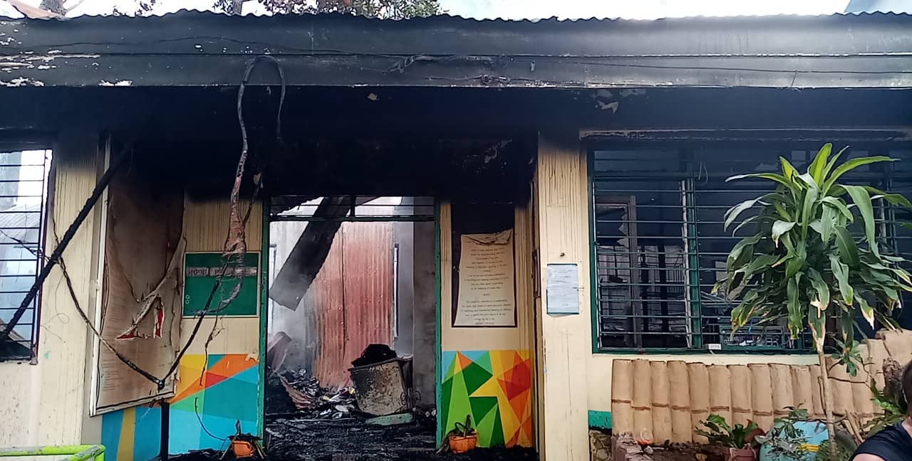 Fire damages building of Pusok National High School | Cebu Daily News