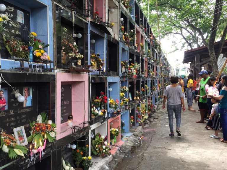 Shortage of burial spaces in Cebu City cemeteries noted | Cebu Daily News