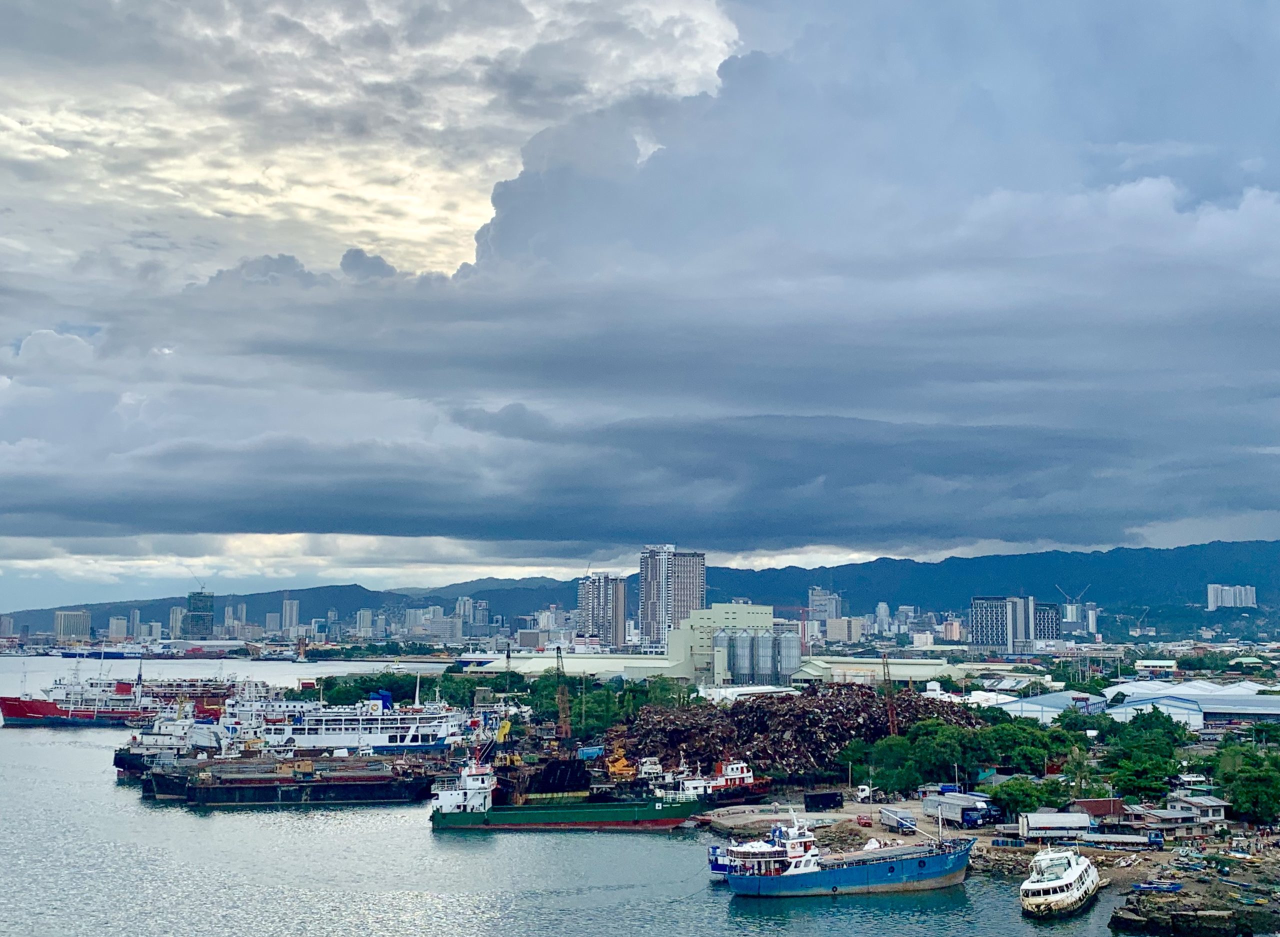 DOLE-7 urges businesses to get Safety Seal Certificates | Cebu Daily News