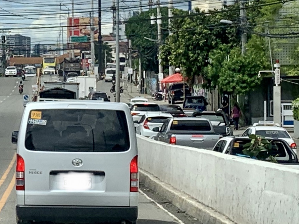 Traffic jams still experienced in parts of Cebu City | Cebu Daily News