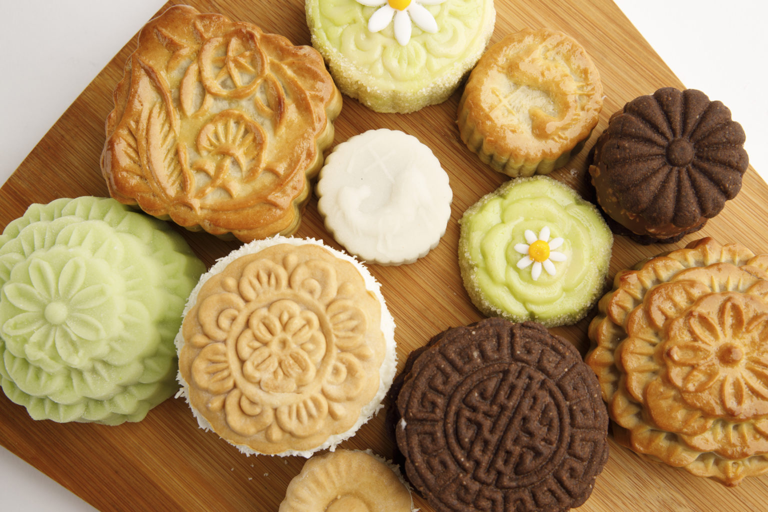 Celebrate Mooncake Festival with Waterfront | Cebu Daily News