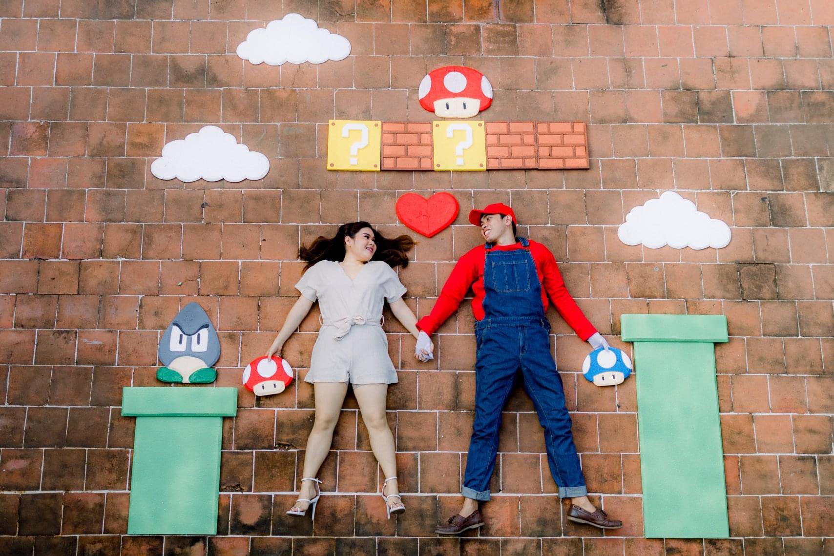 Super Mario-themed prenup shoot in Cebu giving 90s babies the feels ...