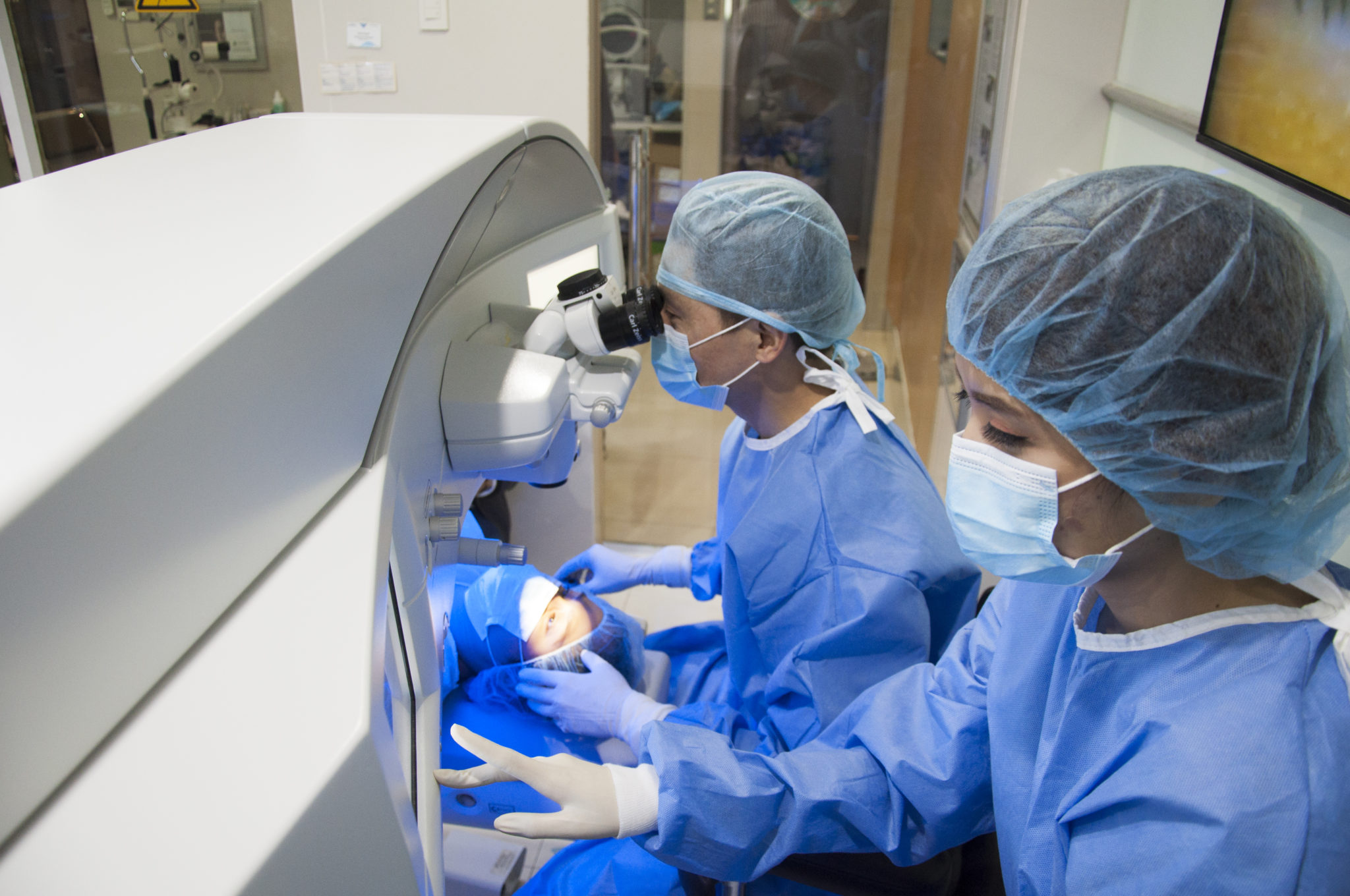 Big SMILE for Visayas and Mindanao as CebuDoc Group and Larrazabal Eye ...