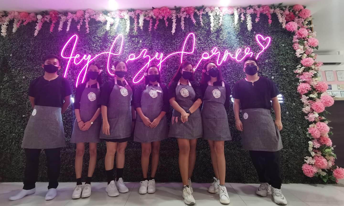 Icy Cozy Corner: Serving quality coffee and food 'with a touch of love ...