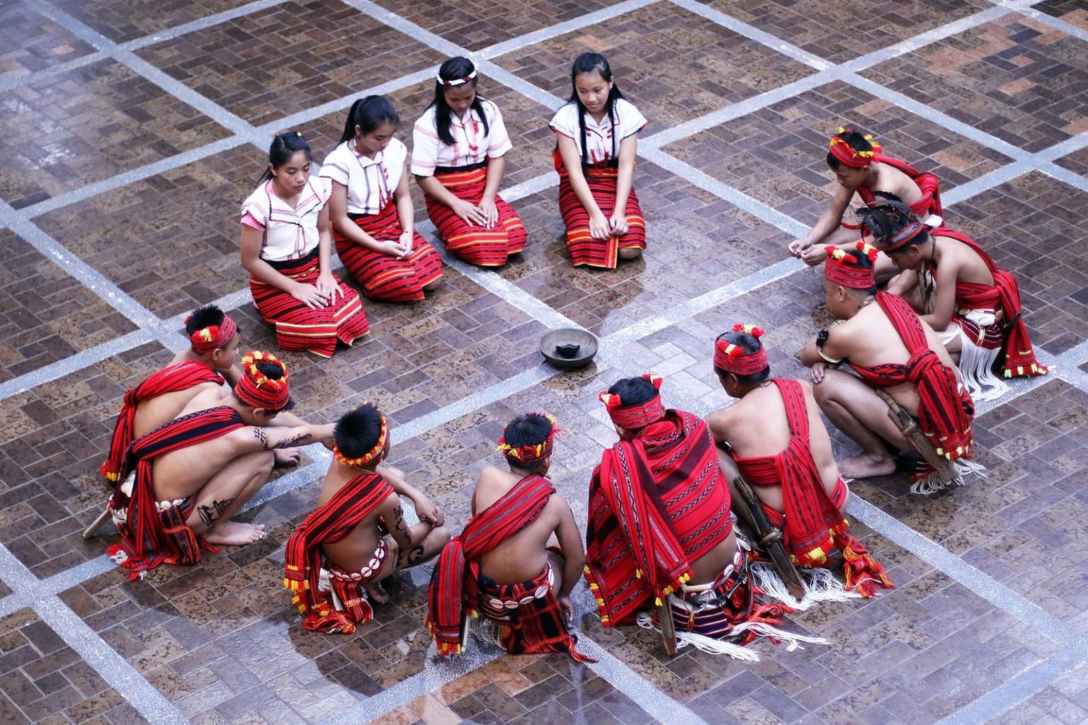 Some traditional clothes indigenous people in PH wear | Cebu Daily News