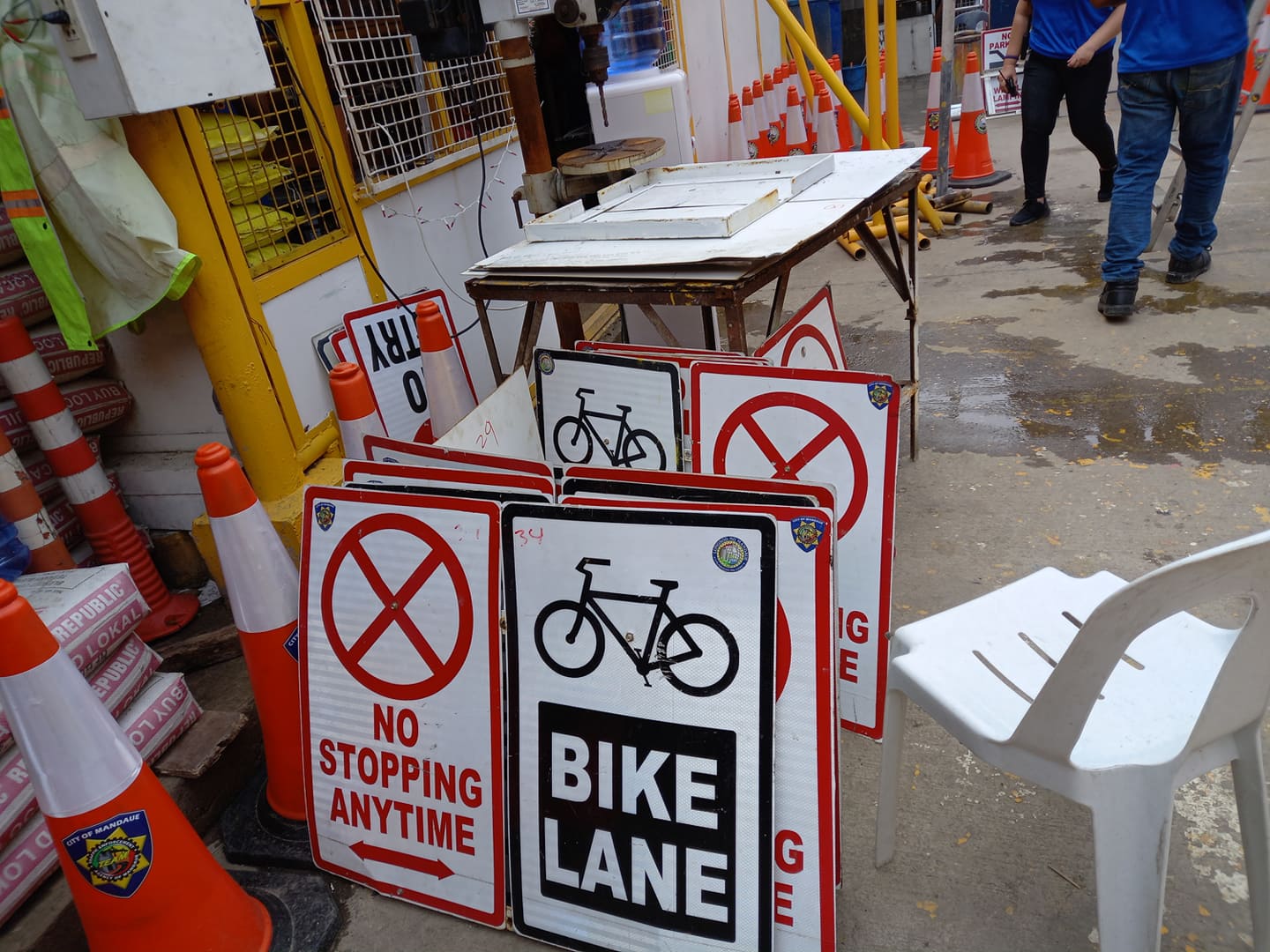 Odette damaged 80% of traffic signs in Mandaue — TEAM exec | Cebu Daily ...