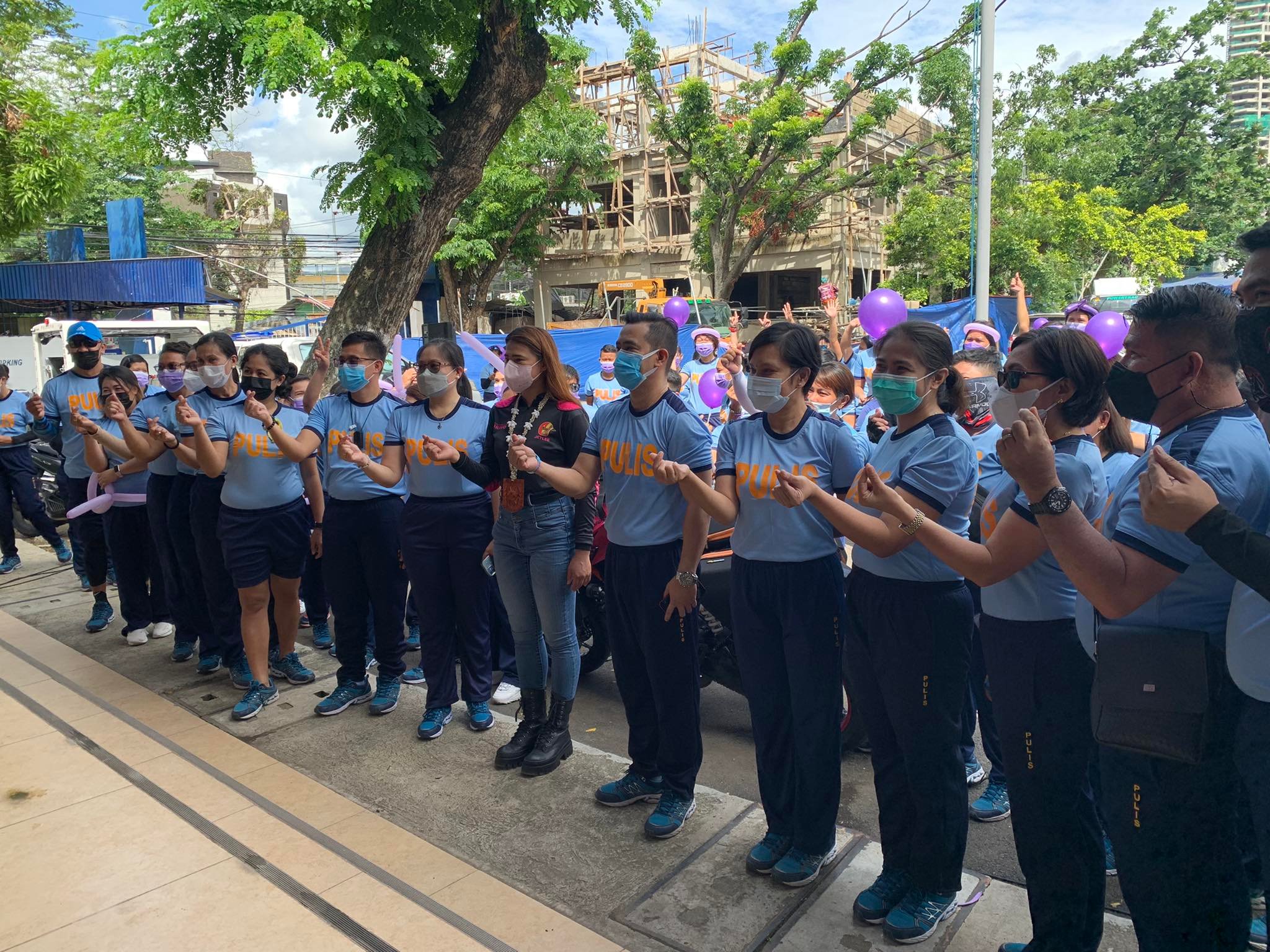 Jet Lee joins Cebu City Police Office's 'Juana Rides' | Cebu Daily News