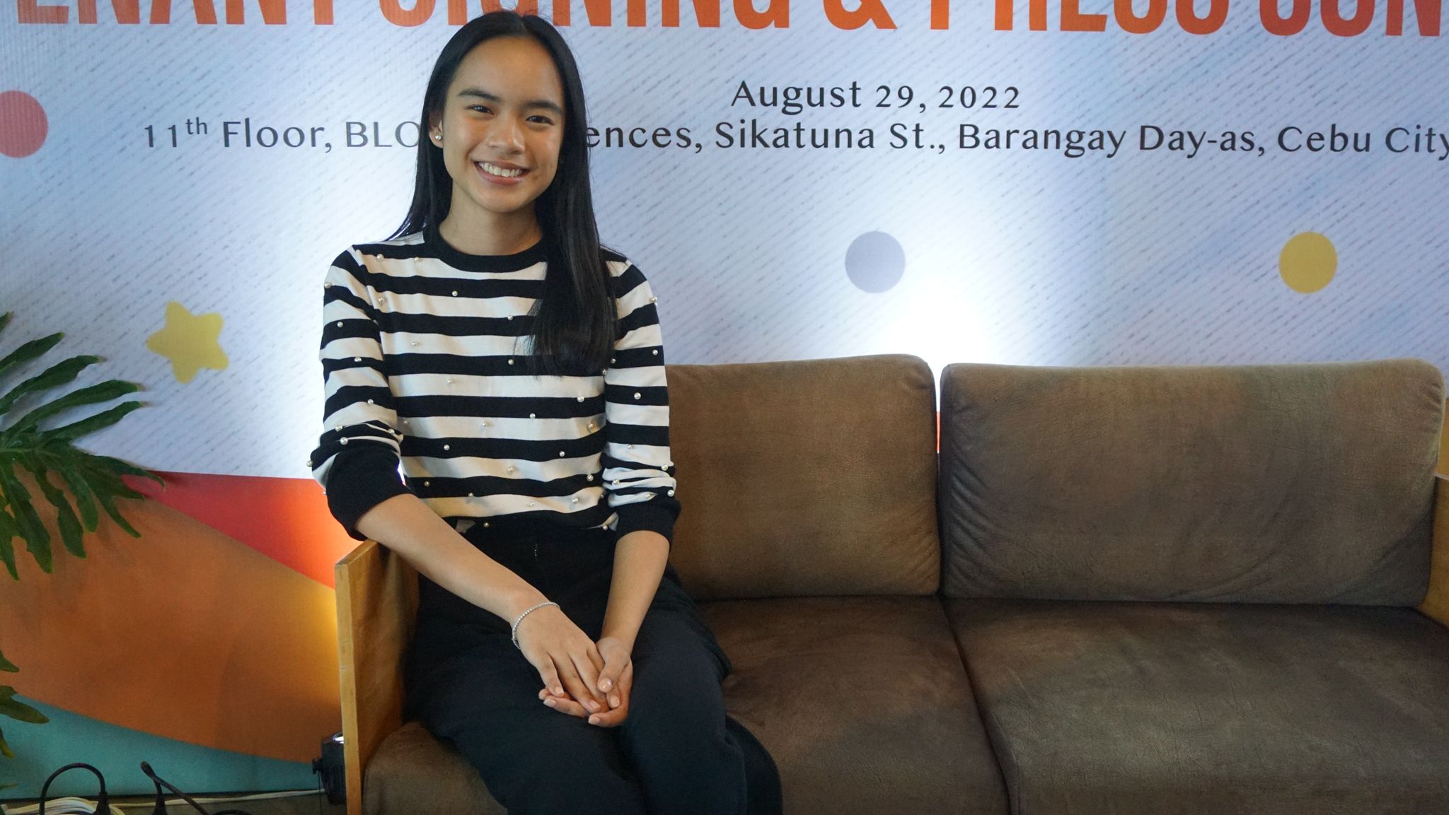 Set Forth Philippines grants scholarship benefits to 12 Cebuano ...