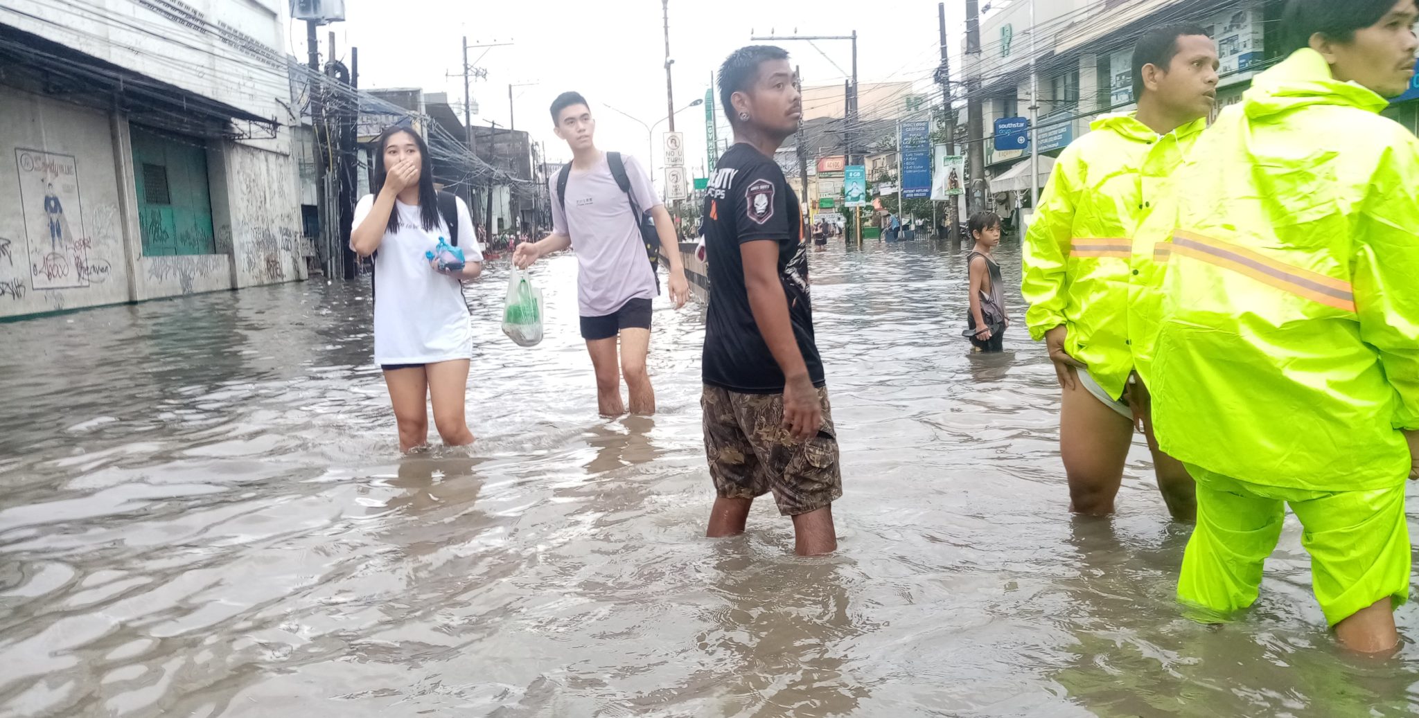 IN PHOTOS: Flood in N. Bacalso, Bulacao, Talisay City | CDN Digital