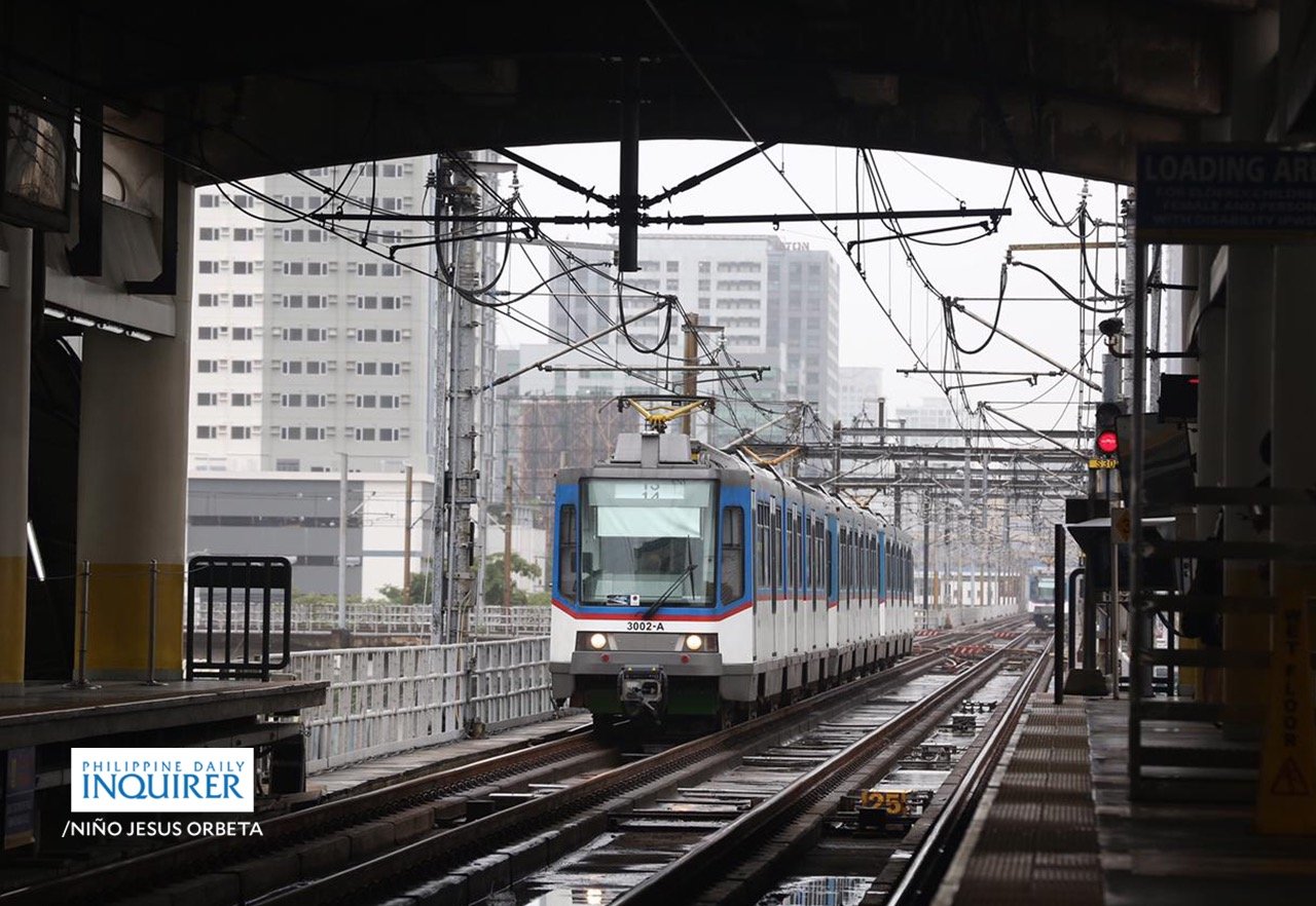 MRT-3 operations paused after passenger allegedly jumps onto tracks ...
