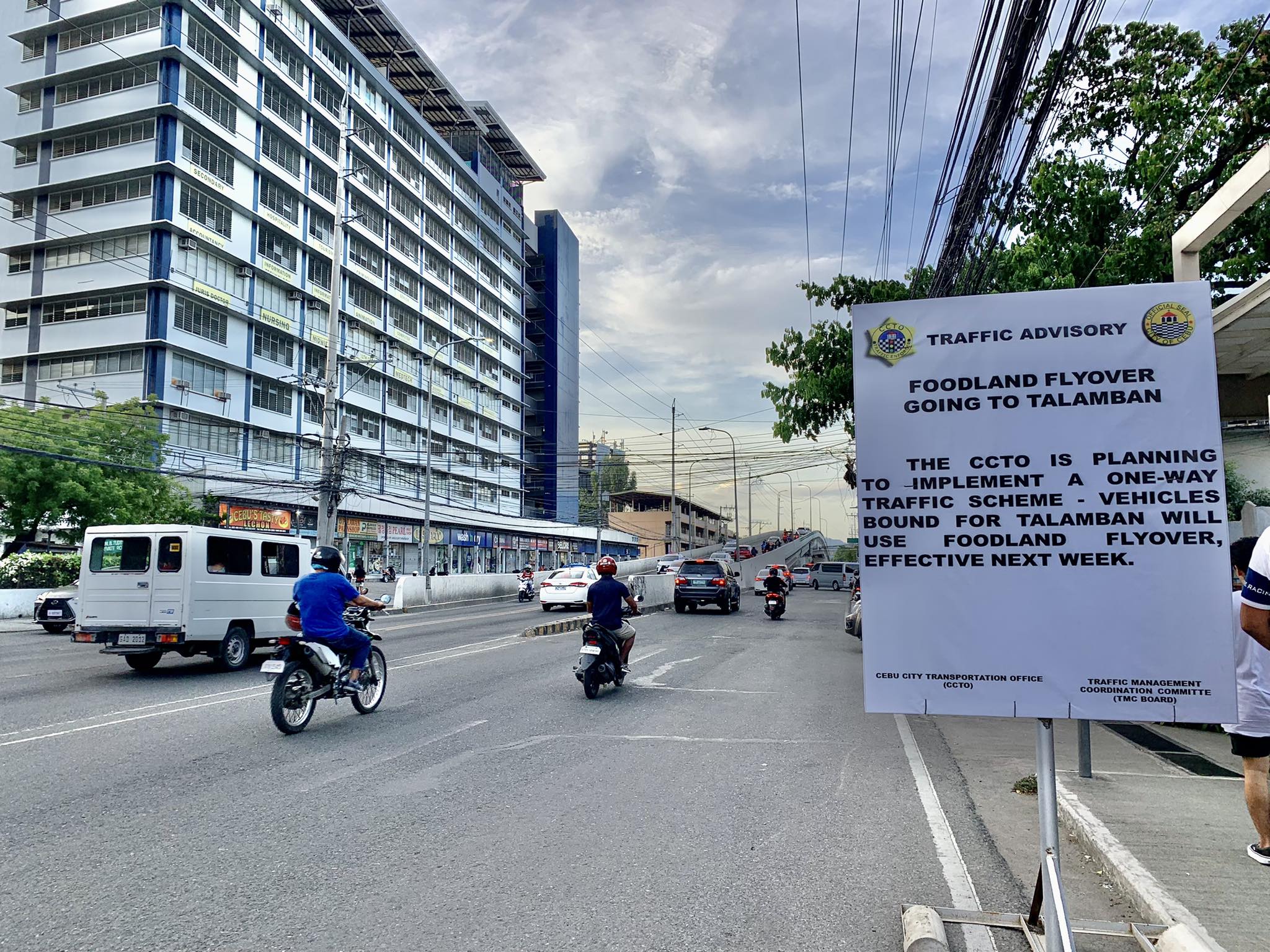 One-way signages to Talamban surprise motorists | Cebu Daily News