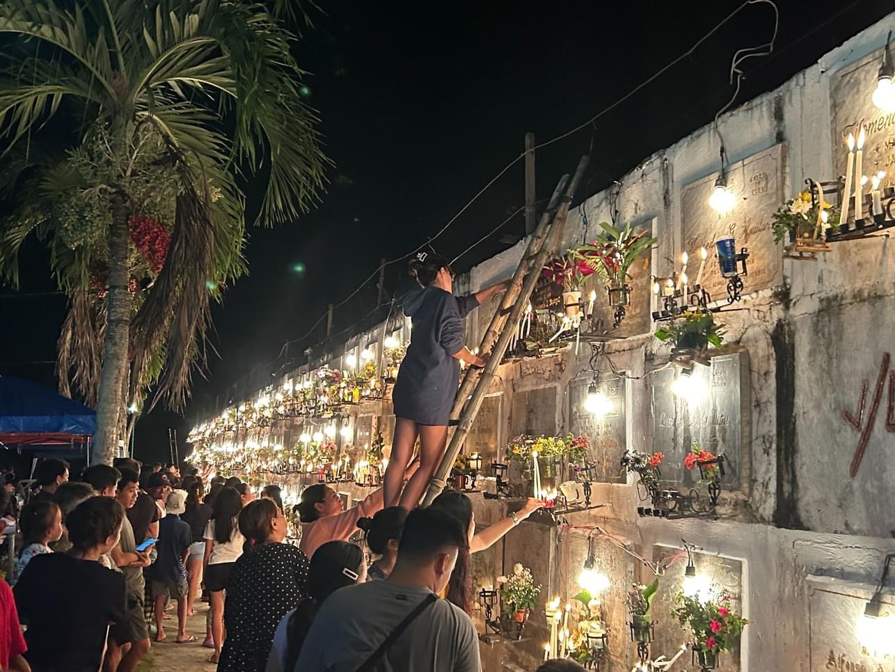 Kalag-Kalag 2023: 192K people visited cemeteries in Cebu Province on ...