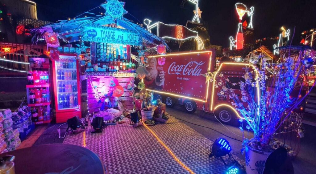 Coca-Cola honors the Filipino Christmas spirit through bright lights ...