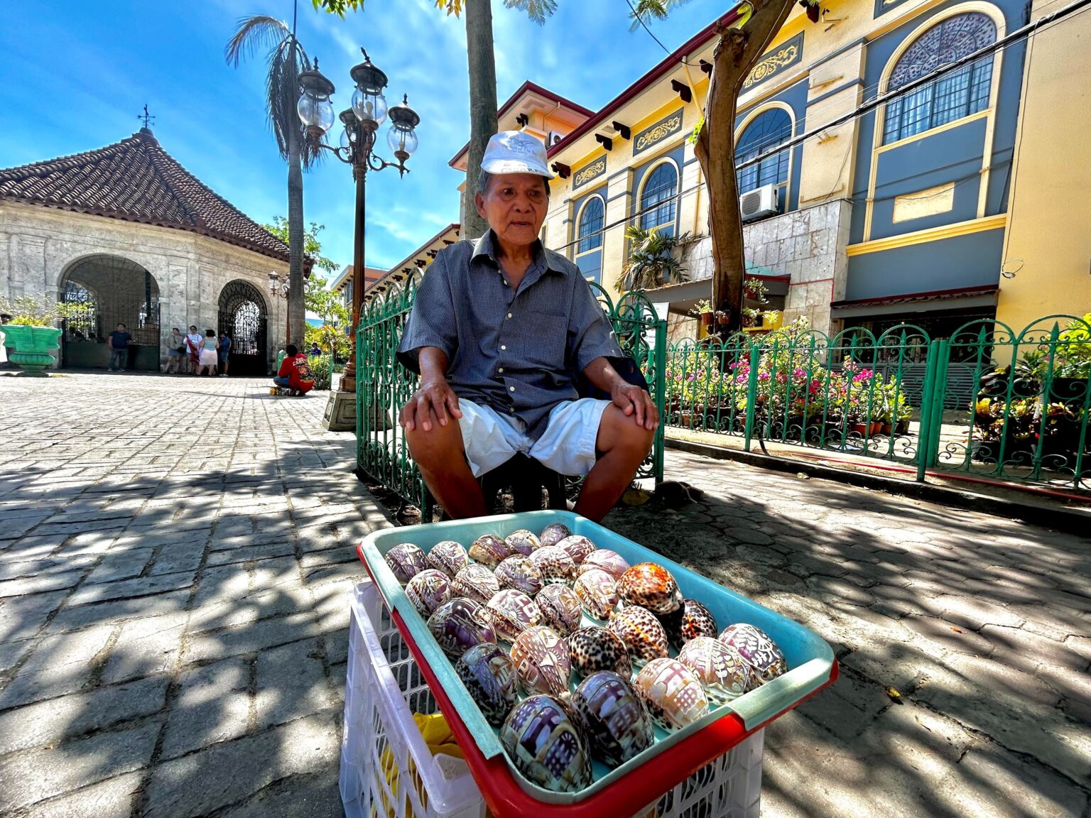 FACES OF CEBU: Gaudioso Cabaral, 79, shell carver | Cebu Daily News