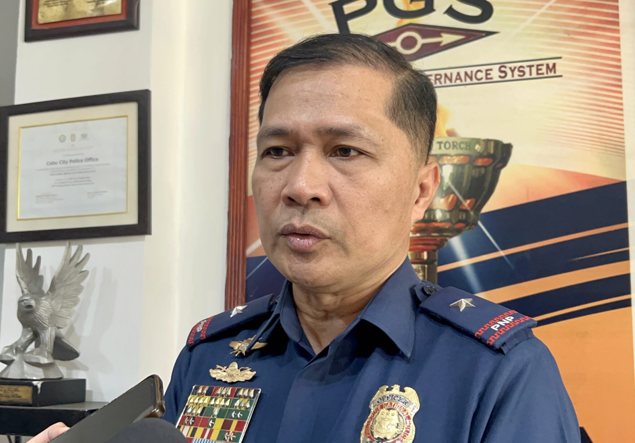 PRO-7 chief vows no tolerance for police misconduct following Lapu-Lapu incident | Cebu Daily News
