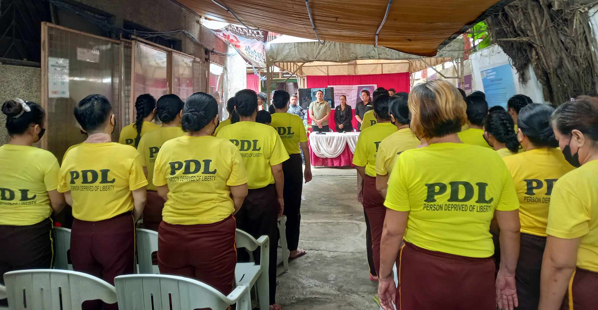 Lawyer groups empower female inmates through legal aid in Mandaue ...