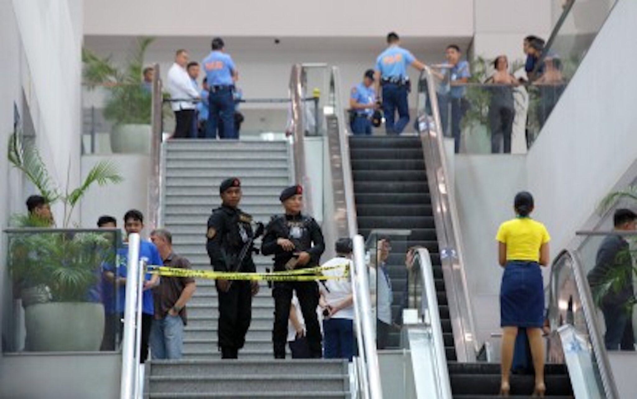 Rodrigo Duterte arrest: Cops just gave security