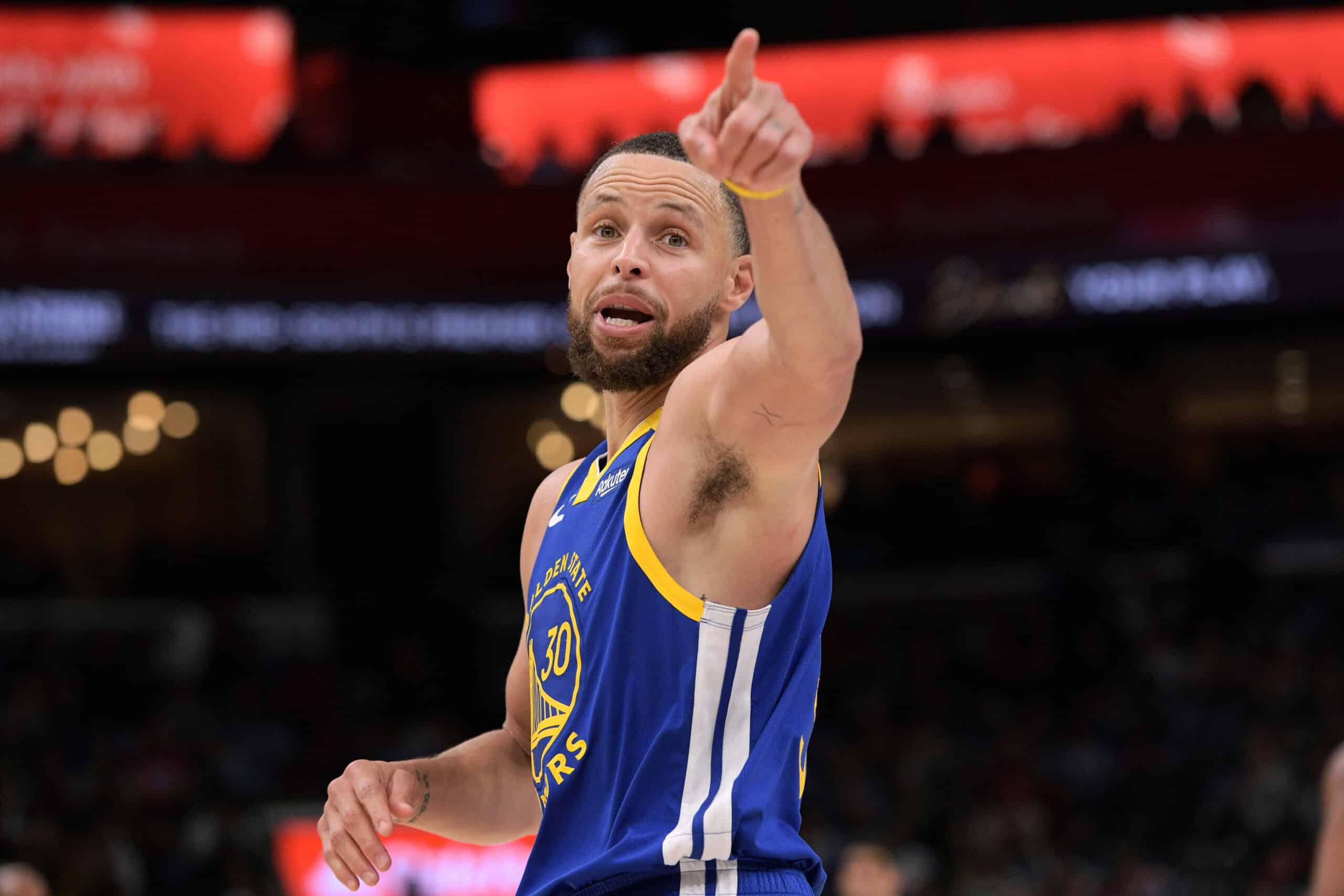 NBA: Curry hits 12 3s, scores 51 as Warriors tame Grizzlies
