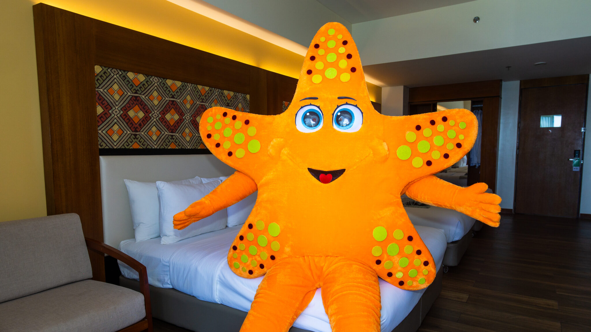 Meet Ivy the Starfish: The heartwarming new face of Best Western Plus ...