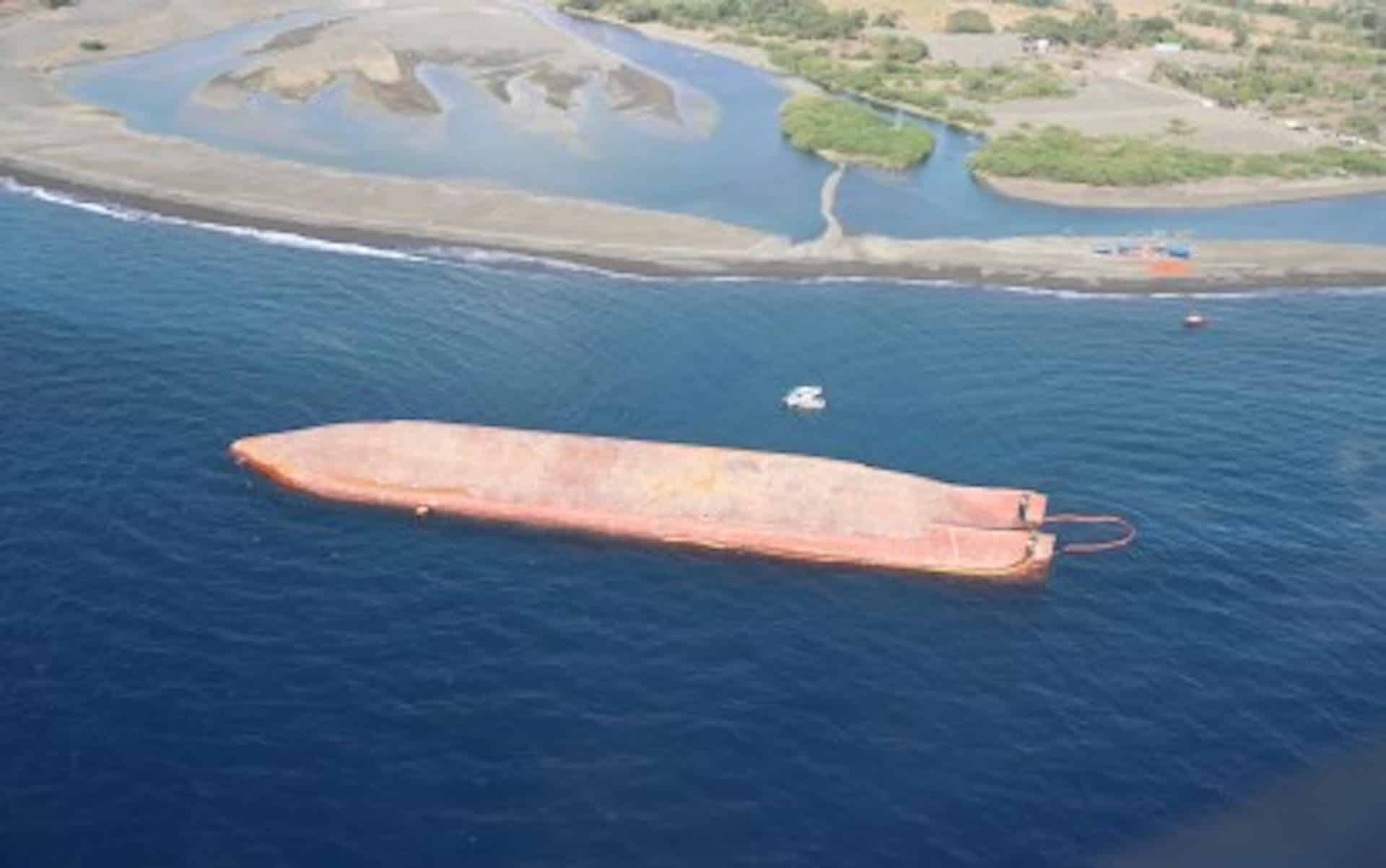 Capsized Chinese vessel in Occ. Mindoro: Search on for crew