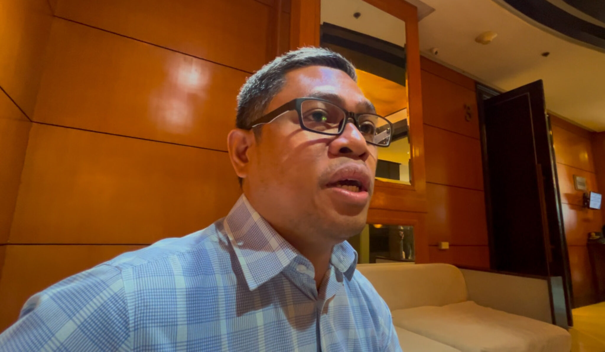 P1200 minimum wage proposal needs careful review - DOLE-7