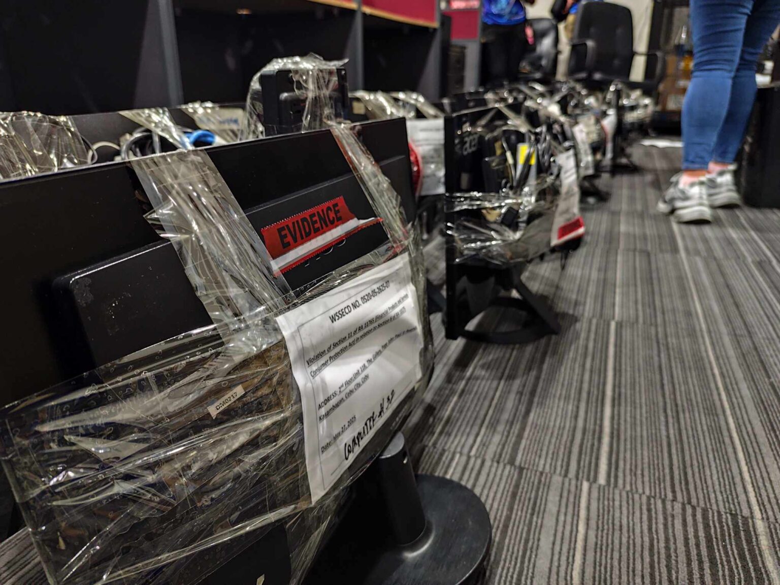 Cebu 'scam hub' computers seized by police in Kasambagan office