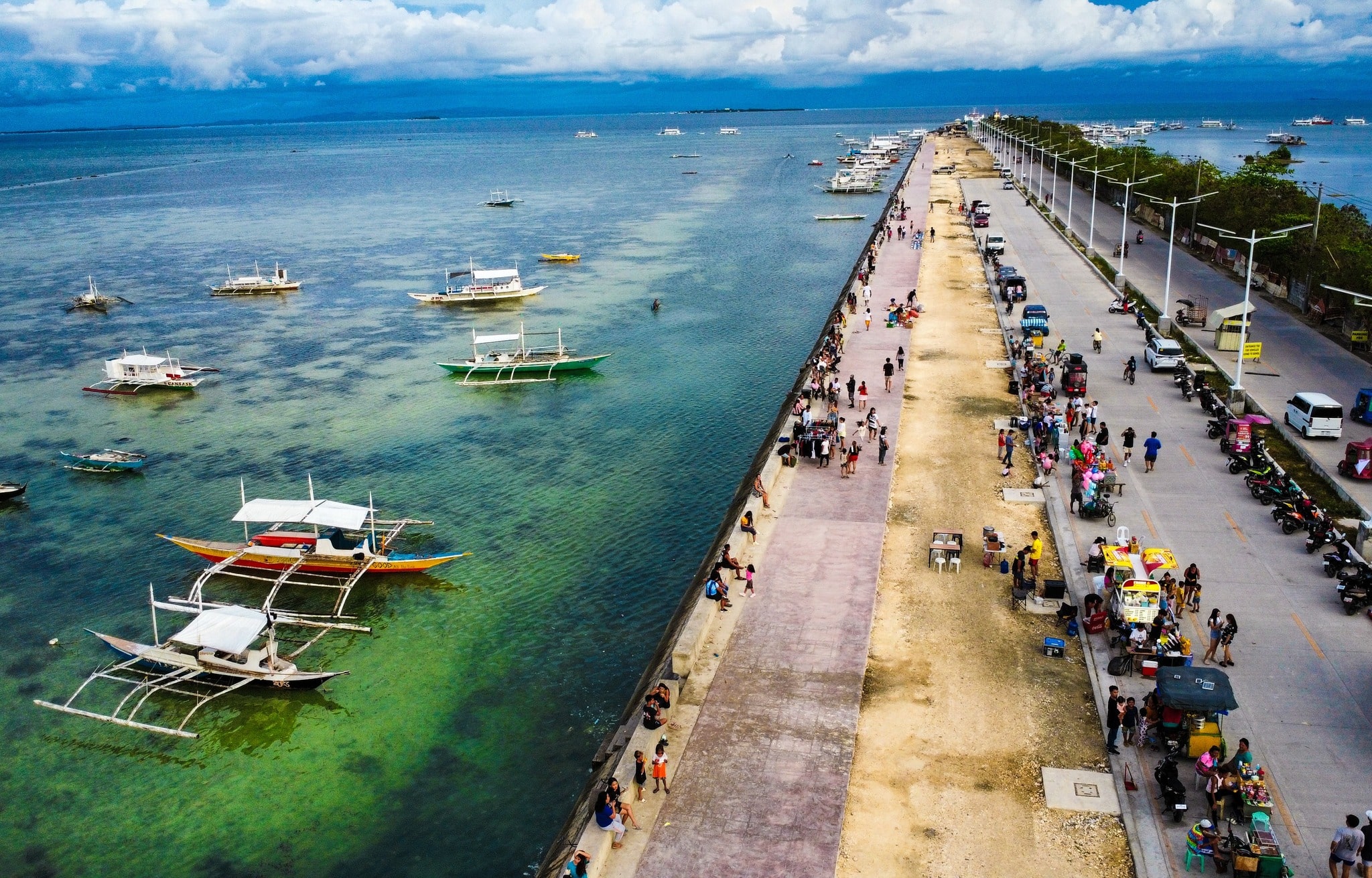 Mayor Suan to regulate vendors at roro port | Cebu Daily News
