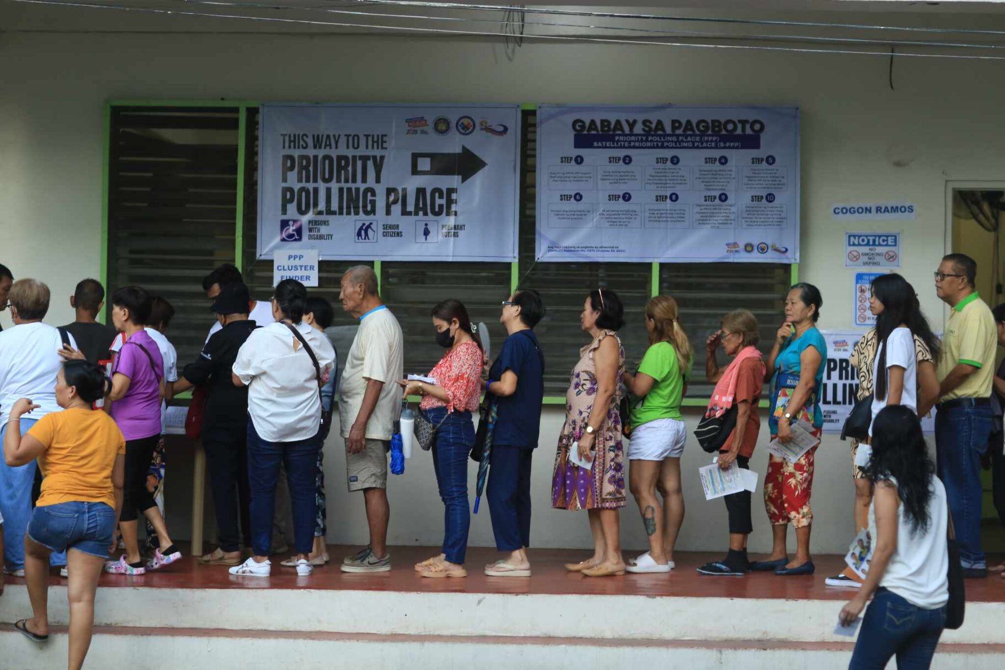 Cebu elections peaceful so far despite heat, machine glitches