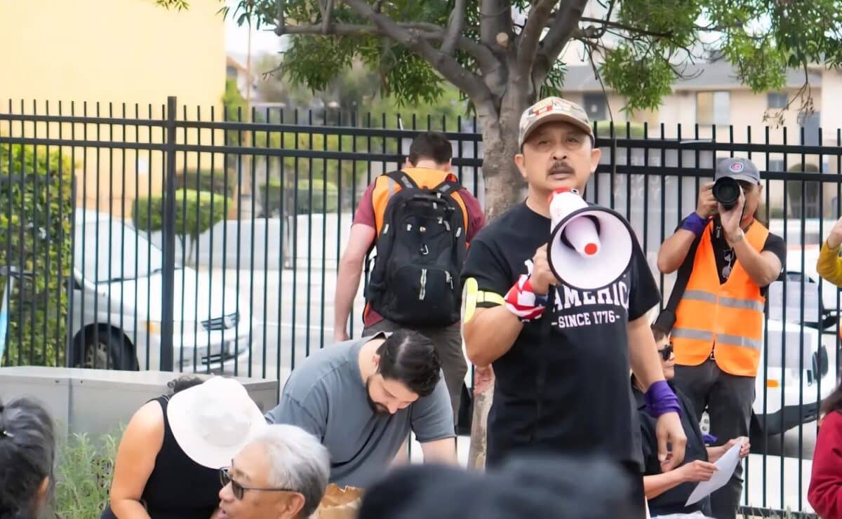 US Army Desert Storm veteran leads Fil-Am rally in Los Angeles