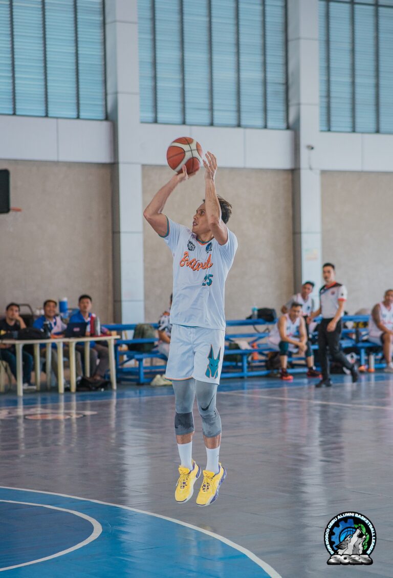 Hontiveros drops 44 in Batch 1994’s rout of Batch 1995