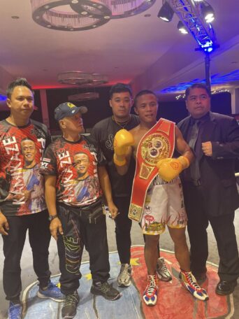 Vince Paras clobbers Thai foe, wins IBF regional title