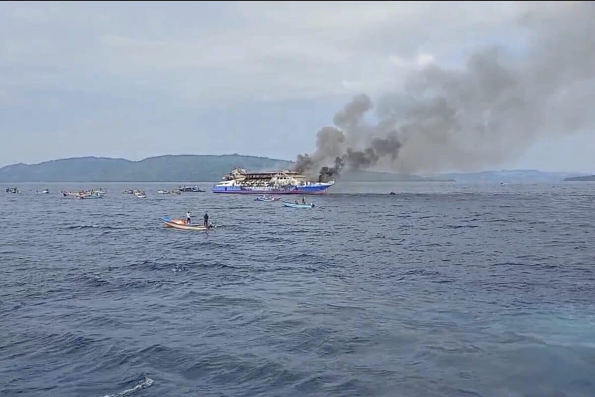 Indonesian ferry fire: 3 confirmed dead, 568 survived