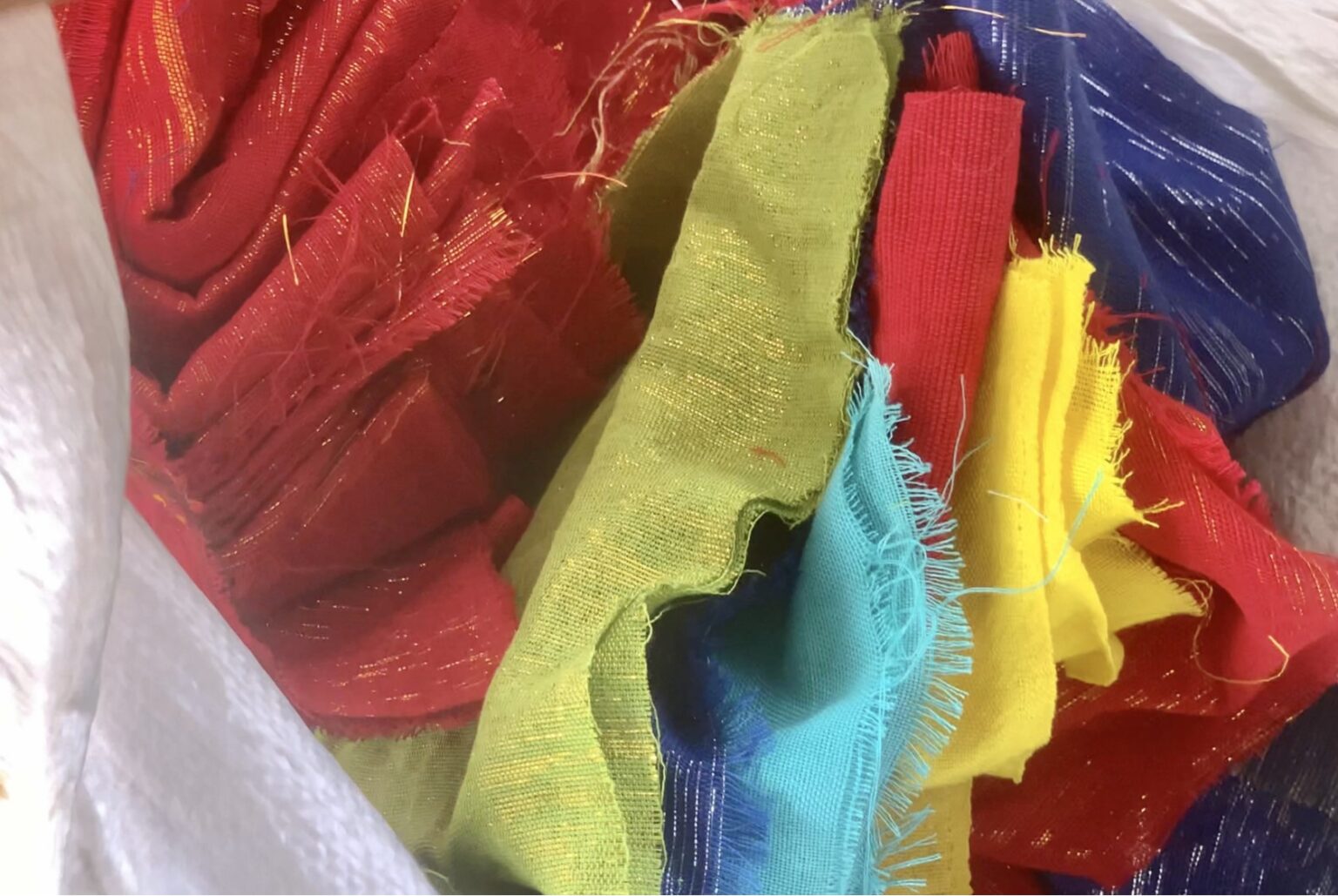 How a Fine Arts Student Turned Hablon Scraps into a Community Artwork ...