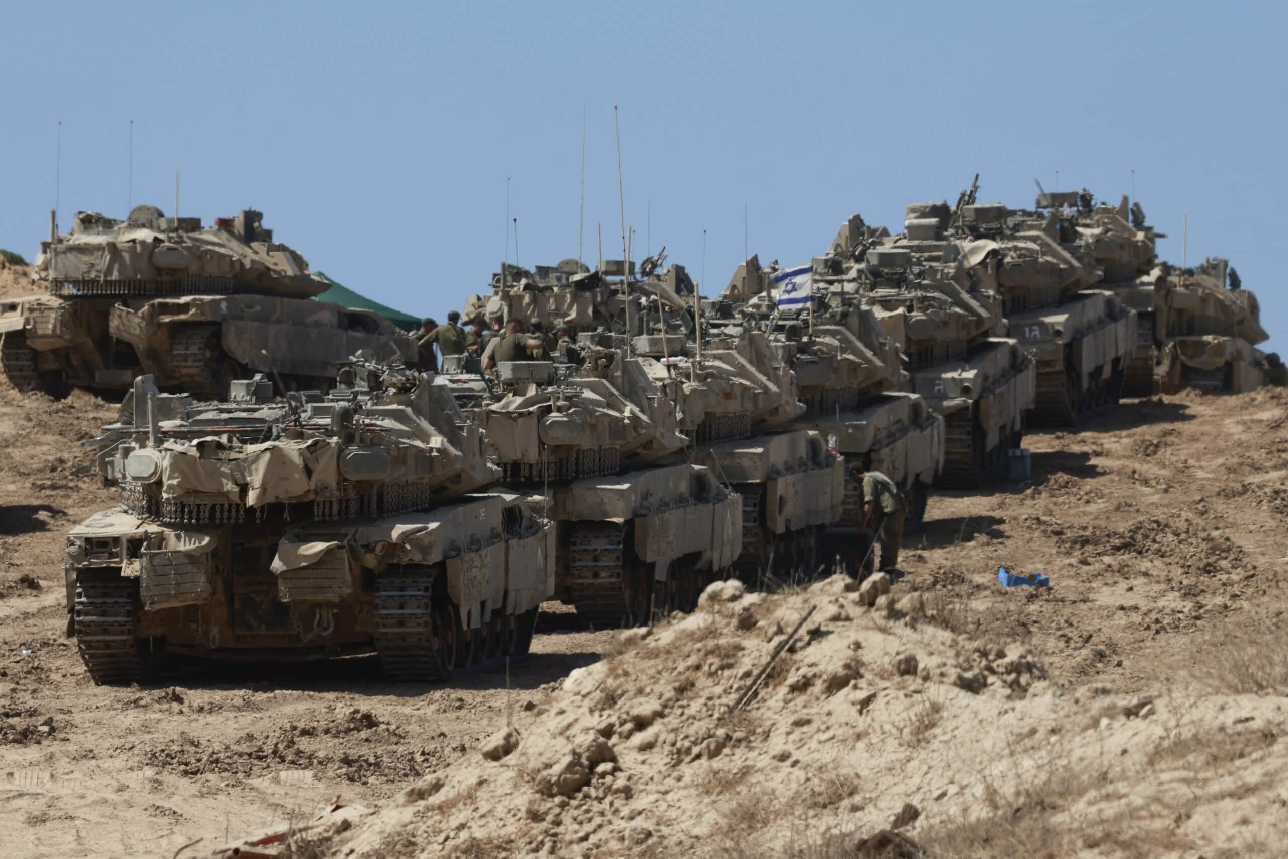 Israel troops launch ground assault on Gaza City