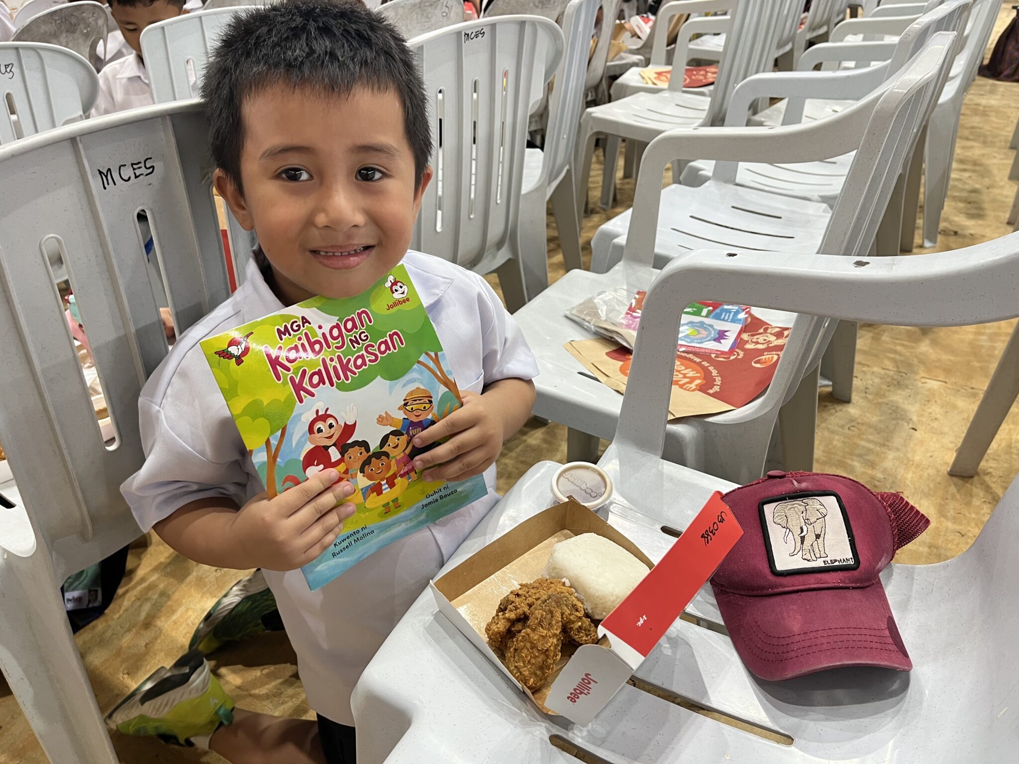Jollibee kicks off ‘Jolliskwela’ at Minglanilla Central Elementary School | Cebu Daily News