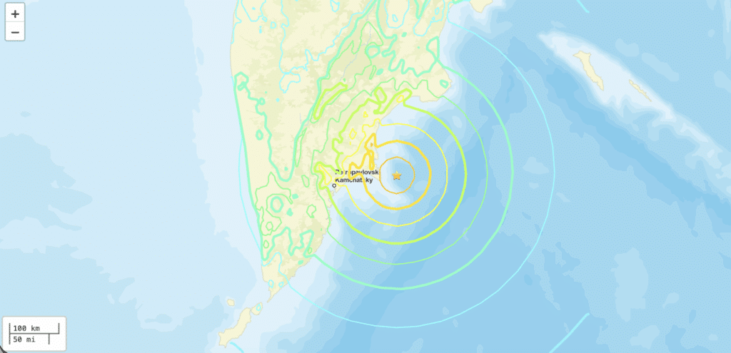Strong earthquake hits Russia Far East, tsunami alert issued, lifted